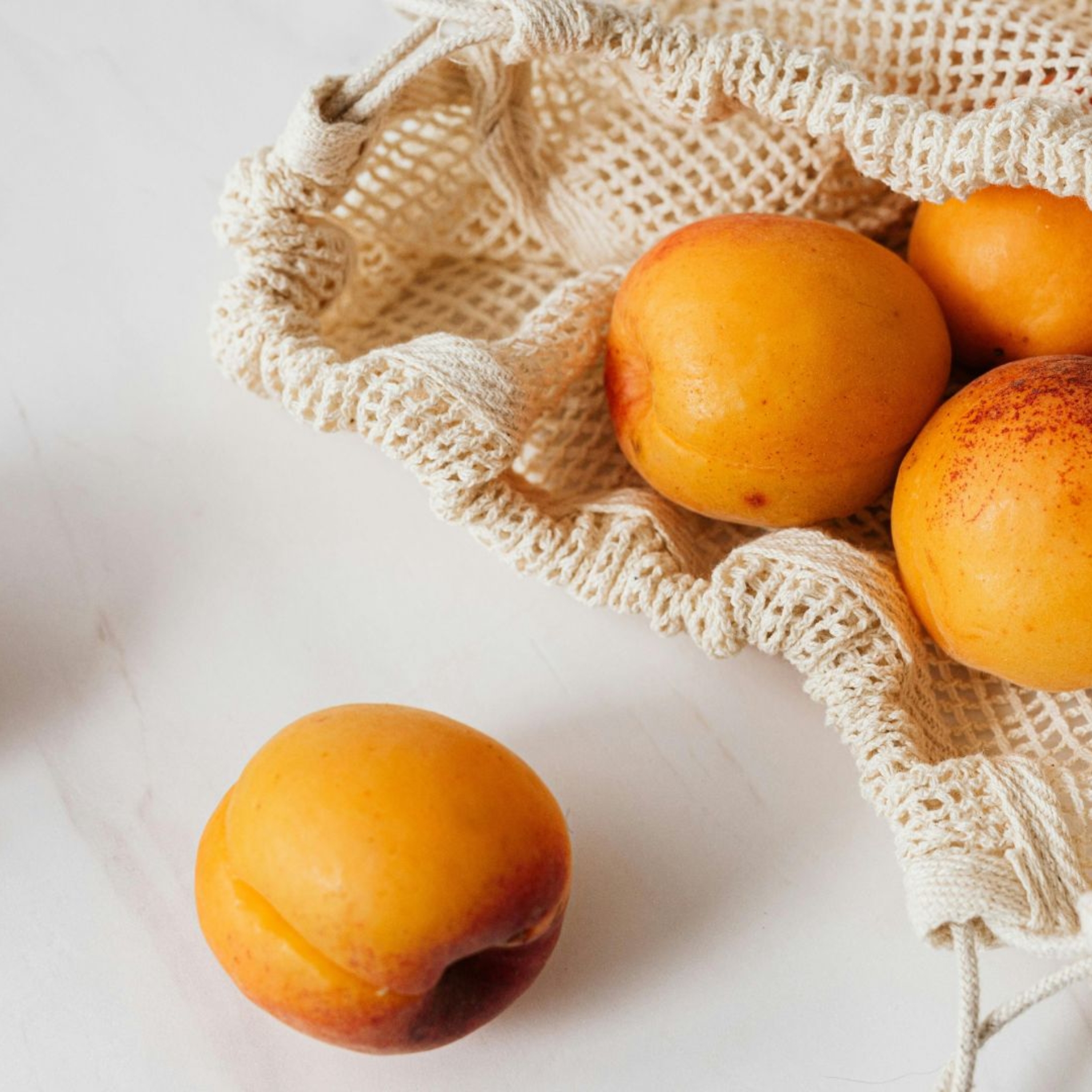 The Journey of Greek Peaches: From Orchard to Plate - DS Freight Forwarding